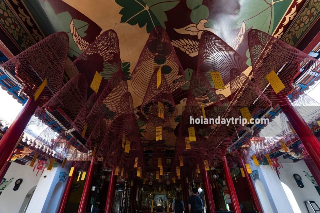 Fujian Assembly Hall - Best Things to See in Hoi An Old Town
