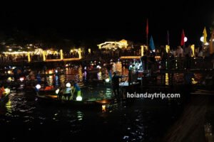 Hoi An Lantern Boat Ride: Location, Timing, Prices, Tours & More