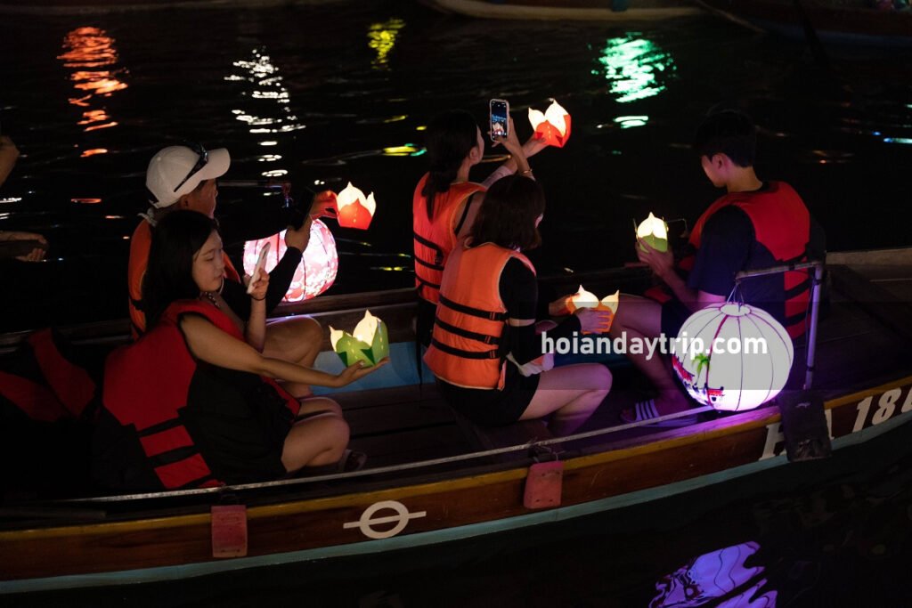 Hoi An Lantern Boat Ride: Location, Timing, Prices, Tours & More