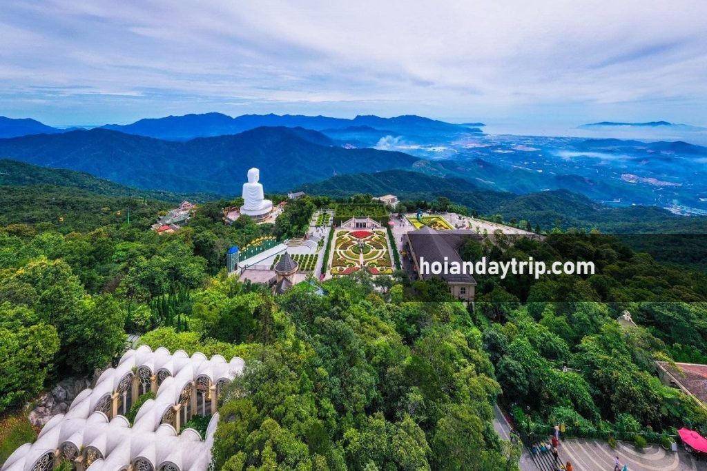 Le Jardin D'Amour Flower Garden - Love Garden in Ba Na Hills
