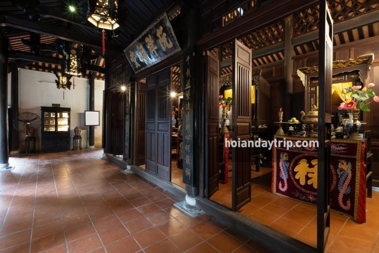 Nguyen Tuong Family Chapel - Things to See in Hoi An Old Town