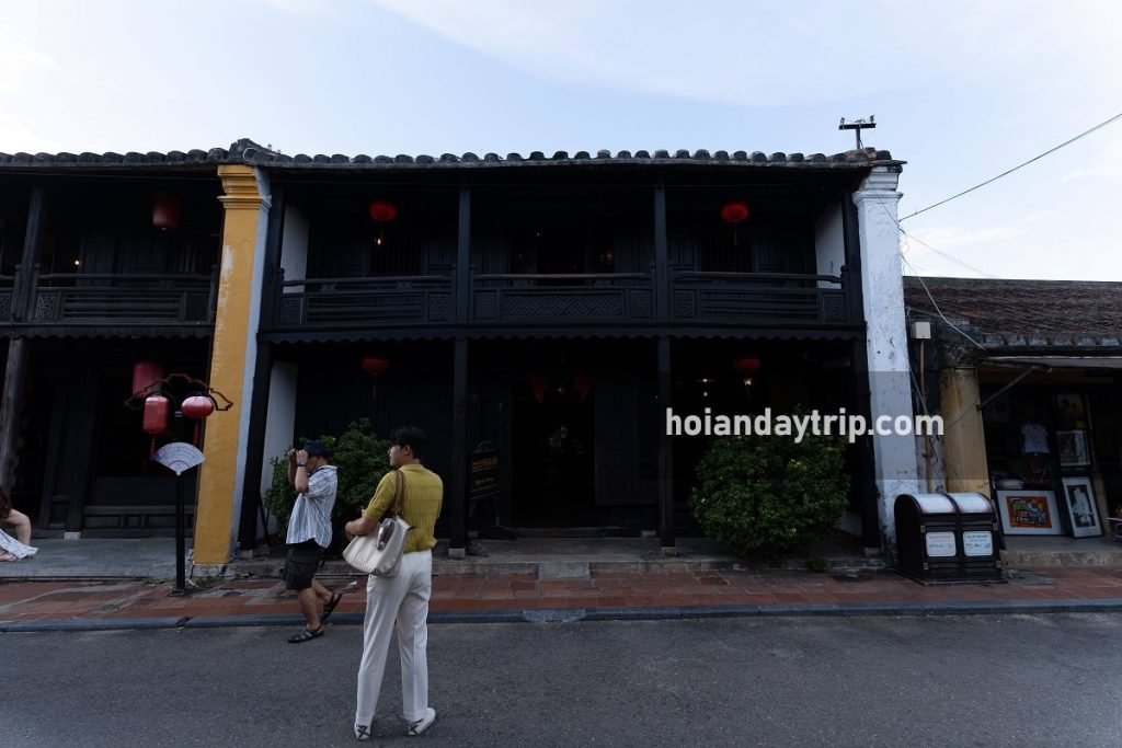 Phung Hung Old House - Best Things to See in Hoi An Old Town