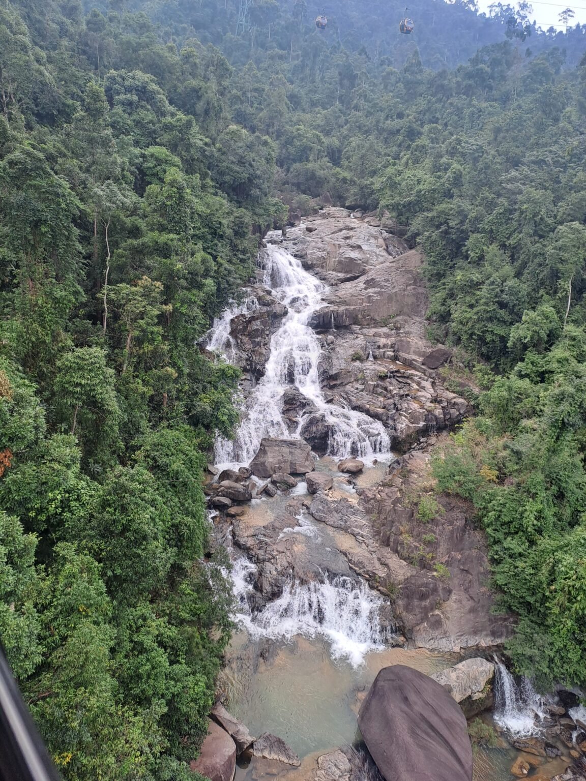 Toc Tien Waterfall, Ba Na Hills - Things to Do in Da Nang Vietnam